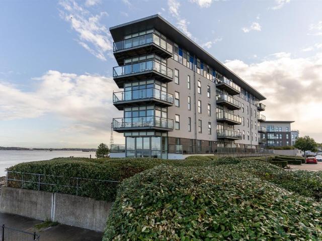 Bessborough House, Carmichael Avenue, Greenhithe DA9, 2 bed flat to rent, £1,550 pcm | PrimeLocation