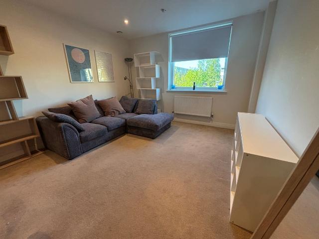Bessemer Road, Welwyn Garden City AL7, 1 bed flat to rent, £1,250 pcm | PrimeLocation