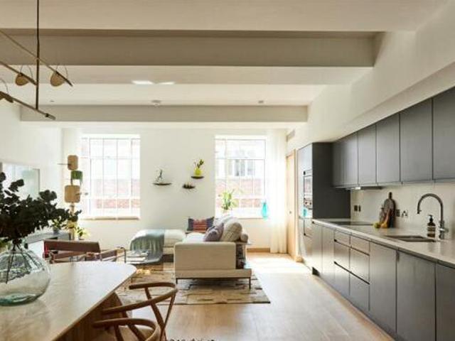 Betterton Street, London, 2 Bedroom Flat