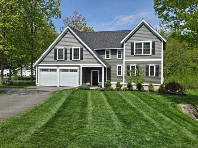 Betty Ln, Stratham, Home For Sale