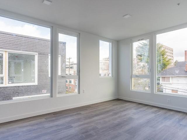 Betula House 1 Bedroom Apartment for Rent at 355 15th Ave, Seattle, WA 98122 Minor