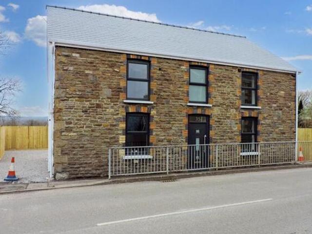 Betws Road, Betws, 5 Bedroom Detached