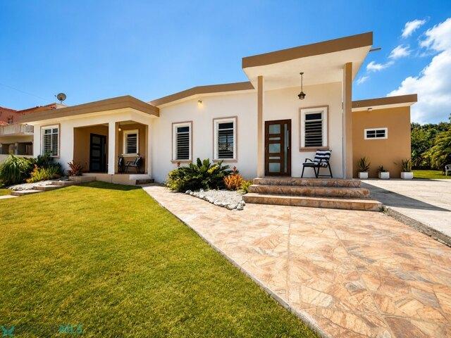Betances, Cabo Rojo, Home For Sale