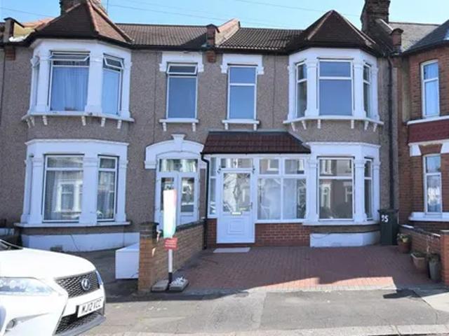 Betchworth Road, London, IG3 9JF, United Kingdom | 4 bed house for rent #140398412 | Rentberry