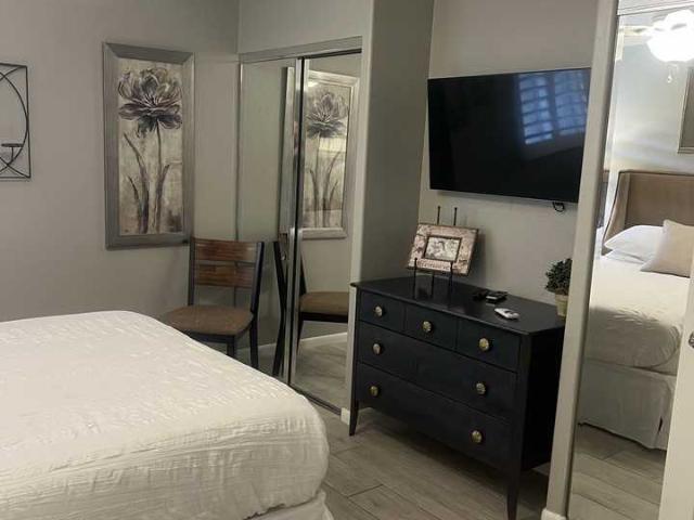 Bethany Home 2 Bedroom Apartment for Rent at 1450 E Bethany Home Rd, Phoenix, AZ 85014