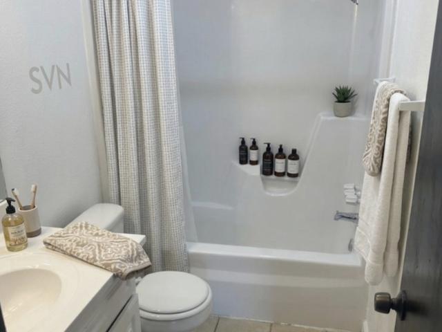 Bethany Square Apartments 2 Bedroom Apartment for Rent at 1900 N Rockwell Ave, Bethany, OK 73008