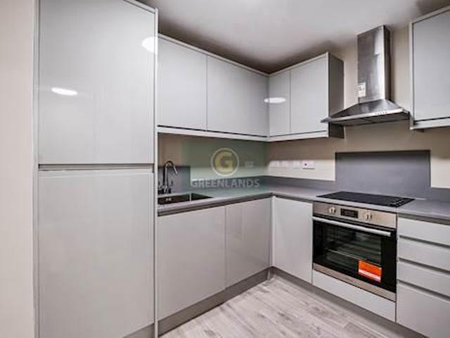 Bethnal Green Road, Bethnal Green, E2 2 bed apartment to rent £2,150 pcm £496 pw