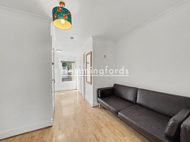 Bethnal Green Road, London E2, 1 bed flat to rent, £1,450 pcm | PrimeLocation