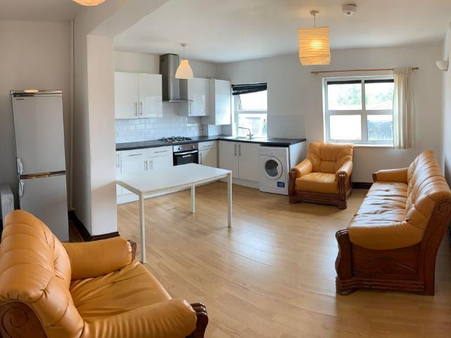 Bethnal Green Road, London E2, 1 bed flat to rent, £1,550 pcm | PrimeLocation