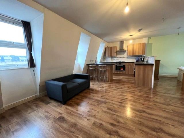 Bethnal Green Road, London E2, 1 bed flat to rent, £1,600 pcm | PrimeLocation