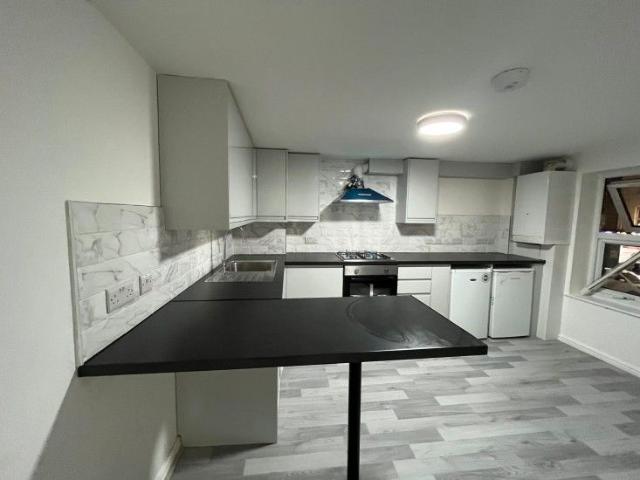 Bethnal Green Road, London E2, 2 bed flat to rent, £1,800 pcm | PrimeLocation