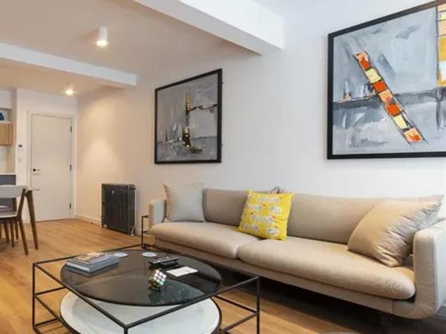 Bethnal Green Road, Spitalfields, London, E1 6AW, United Kingdom | 2 bed townhouse for rent #115646414 | Rentberry