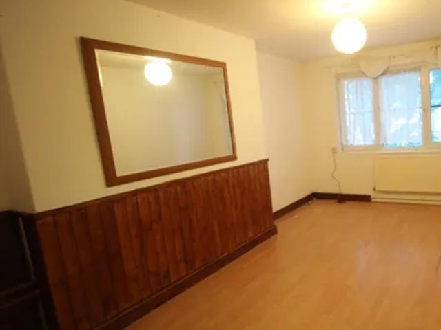 Bethnal Green, Roman Road, London, E2 0HR, United Kingdom | 10 bed house for rent #155914977 | Rentberry