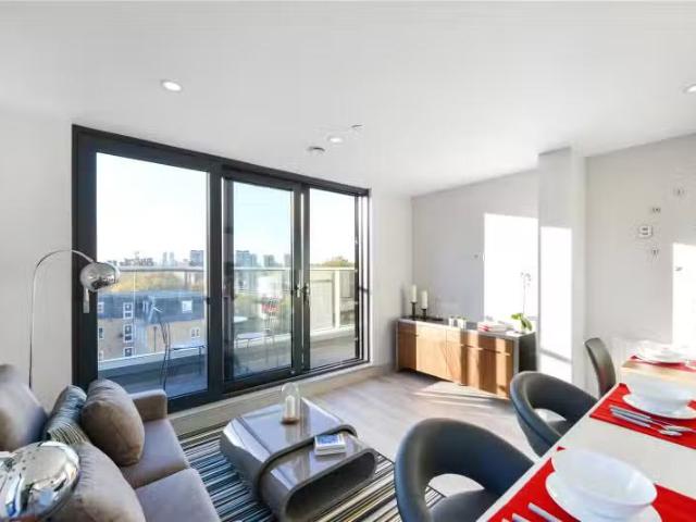 Bethwin Road, London, SE5 0SG
