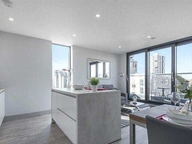 Bethwin Road, London, 2 Bedroom Apartment