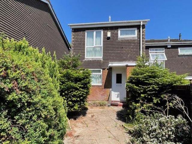 Betsham Close, Kingstanding, 2 Bedroom Terraced