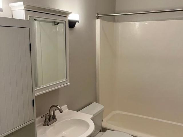 Beucler 1282 Hunter 1 Bedroom Apartment for Rent at 1282 Hunter Ave, Columbus, OH 43201 Dennison Place