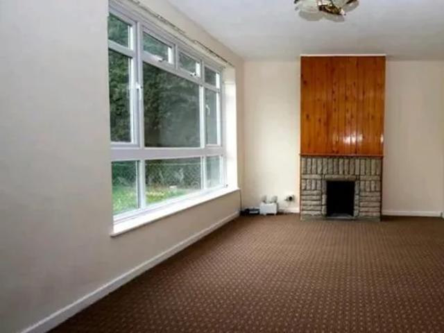 Bevan Avenue, London, IG11 9NP, United Kingdom | 4 bed house for rent #139545687 | Rentberry
