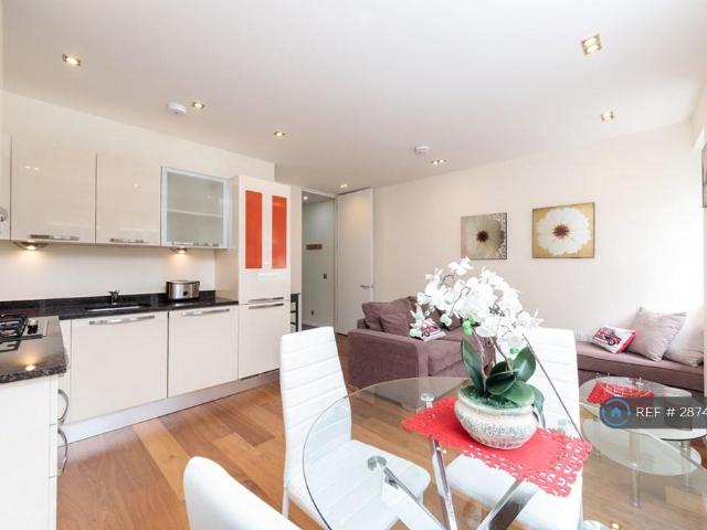 Bevenden Street, London, N1 1 bed flat to rent £2,795 pcm £645 pw