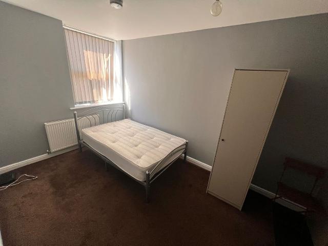 Bevercotes Road, Sheffield S5, Room to rent, £565 pcm | PrimeLocation
