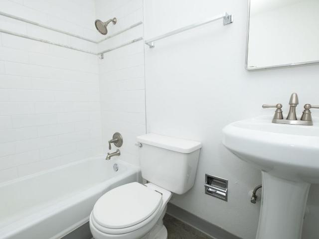 Beverly Alder Apartments Studio Apartment for Rent at 1117 Sw Alder St, Portland, OR 97205 Downtown Portland