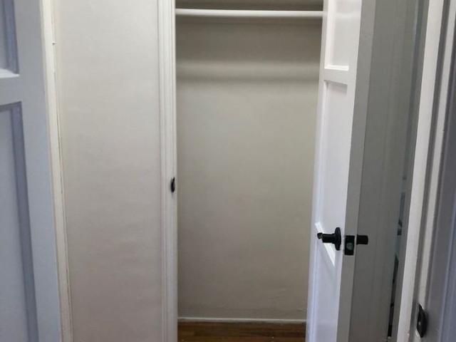 Beverly Glen 04 LA 1 Bedroom Apartment for Rent at 1710 1/2 S Beverly Glen Blvd, Los Angeles, CA 90024 Westwood