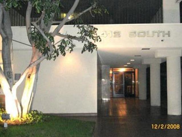 Beverly Hills Furnished One Bedroom Apartment