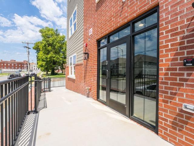Beverly Lofts 1 Bedroom Apartment for Rent at 519 E Cherry St, Springfield, MO 65806