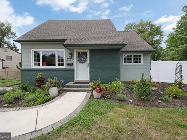 Beverly Ter, Cherry Hill, Home For Sale