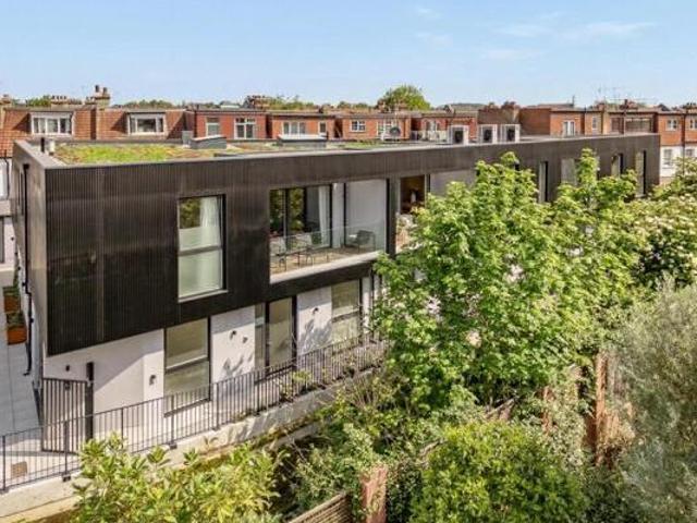 Beverley Waterside, Priests Bridge, 2 Bedroom Apartment