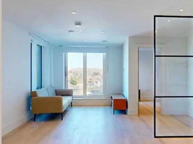 Beverley Way, London, SW20 0FX, United Kingdom | 1 bed house for rent #167547536 | Rentberry