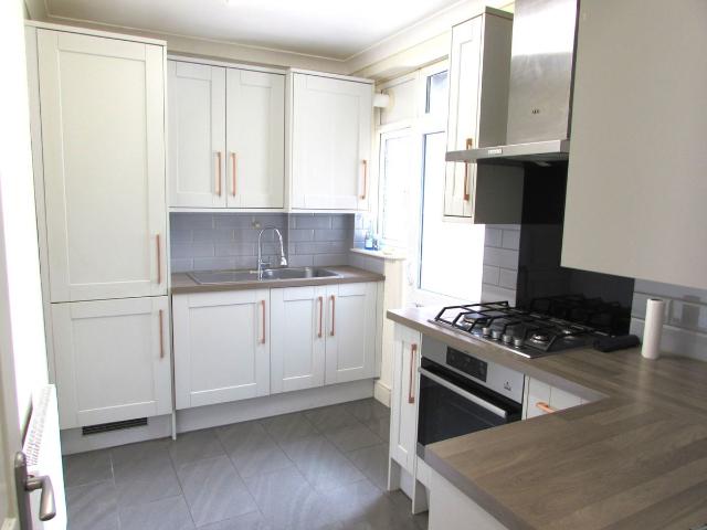 Beverley Court, Harrow View, Harrow, Middlesex HA2, 2 bed flat to rent, £1,650 pcm | PrimeLocation