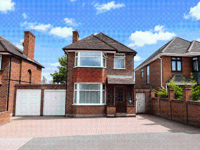 Beverley Drive, Edgware, Middlesex HA8, 3 bed detached house to rent, £2,600 pcm | PrimeLocation