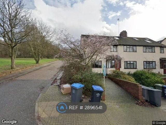 Beverley Gardens, Wembley HA9, 2 bed maisonette to rent, £2,150 pcm | PrimeLocation