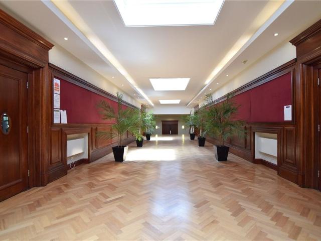 Beverley Gate House, Whitelands Park, East Putney SW15, 2 bed property to rent, £2,400 pcm | PrimeLocation