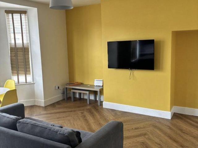 Beverley Road, Hull, Pseudo England Ua/md/Lb HU5, Room to rent, £715 pppm | PrimeLocation