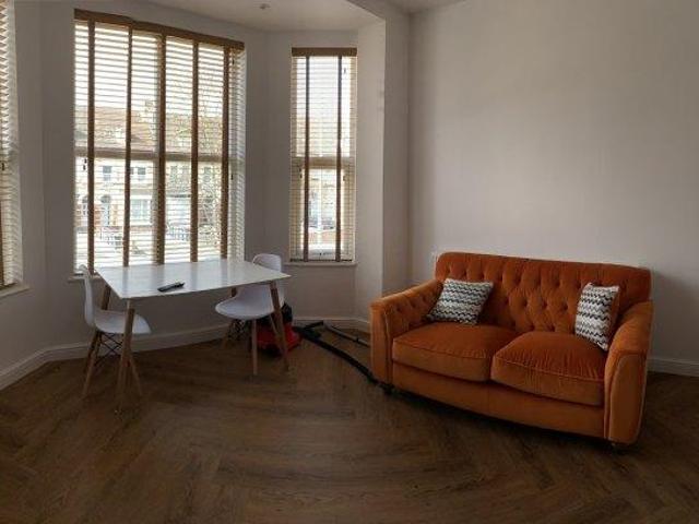 Beverley Road 2 bed house share to rent £1,168 pcm £270 pw