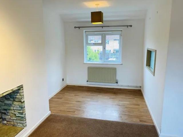 Bewbush 1 bedroom maisonette to rent