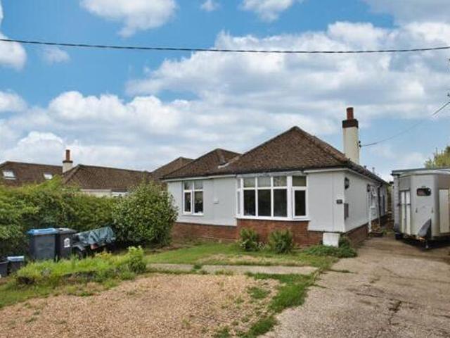 Bewsbury Cross Lane, Whitfield, 4 Bedroom Bungalow