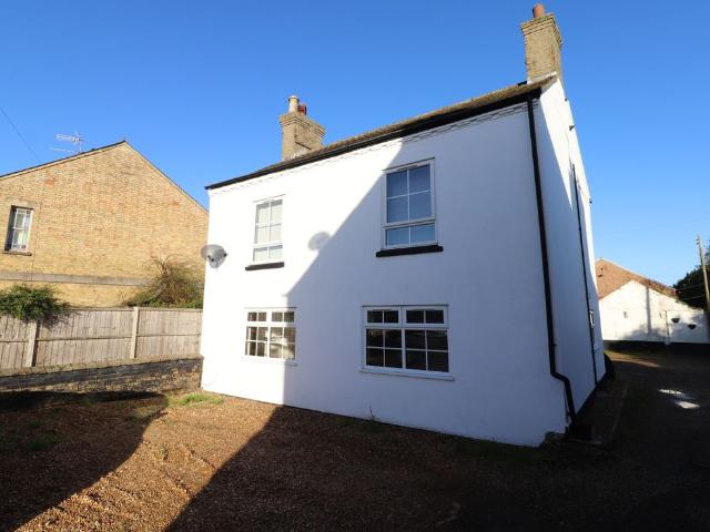 Bexwell Road, Downham Market PE38, 2 bed flat to rent, £750 pcm | PrimeLocation