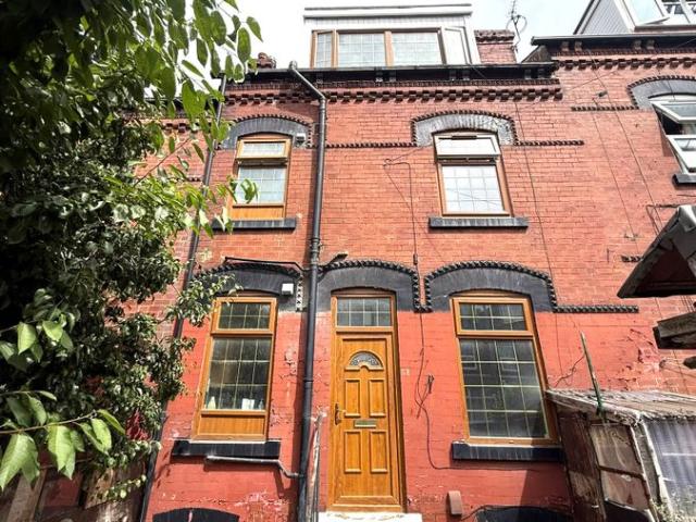 Bexley Grove, Leeds LS8, 2 bed terraced house to rent, £895 pcm | PrimeLocation
