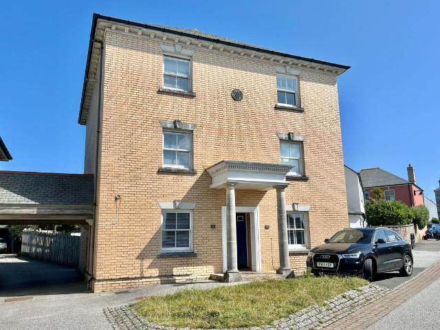 Bezant Place, Newquay TR7, 4 bed property to rent, £2,000 pcm | PrimeLocation