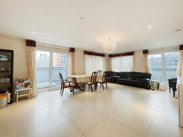 Bezier Apartments, London, EC1Y