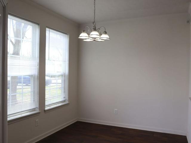 BFA 1 Bedroom Apartment for Rent at 1101 Beaumont Centre Ln, Lexington, KY 40513 Beaumont Residential
