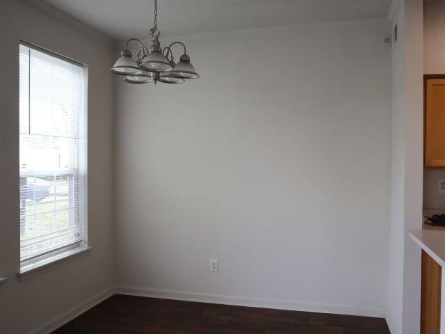 BFA 2 Bedroom Apartment for Rent at 1101 Beaumont Centre Ln, Lexington, KY 40513 Beaumont Residential