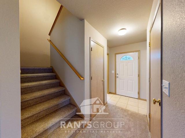 BH 7 C 243 3 Bedroom Apartment for Rent at 7043 7043 & 7045 Lazy Ct SW, Tumwater, WA 98512