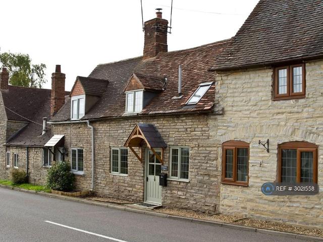 Binton, Stratford Upon Avon, CV37 2 bed terraced house to rent £1,690 pcm £390 pw