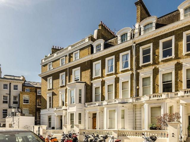 Bina Gardens, South Kensington, London SW5, 2 bed flat to rent, £4,997 pcm | PrimeLocation