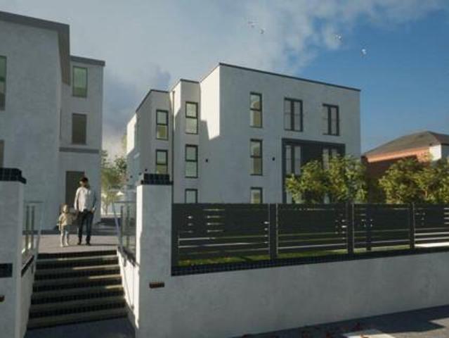 Bindloss Avenue, Eccles, 27 Bedroom Block