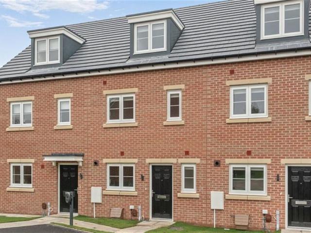 Binggeli Grove WF9, 3 bed semi detached house to rent, £1,150 pcm | PrimeLocation